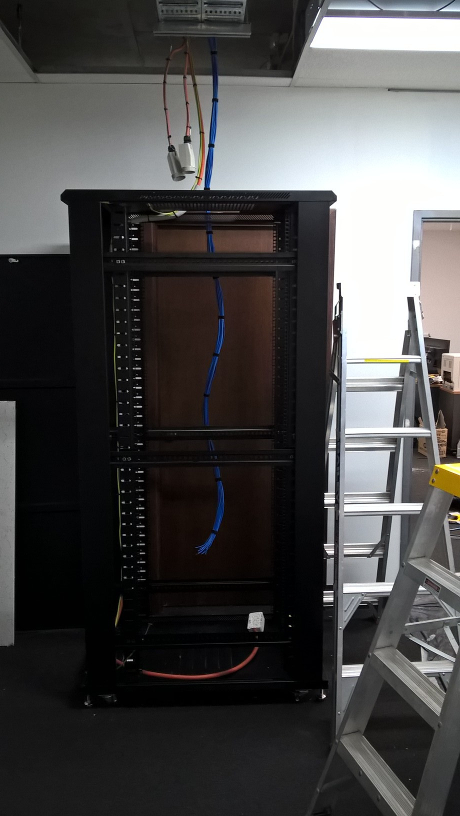 New Office Fitout | 2000 Computers & Networks Pty Ltd